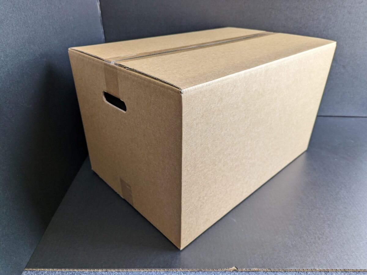 567 x 367 x 325 Carry Box Handle Holes Brown Kraft Twin Cushion